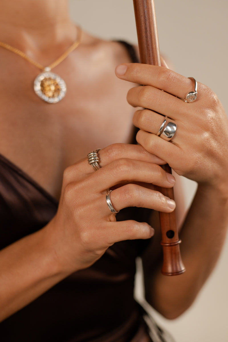 ME Ring - Elle Qui Vit